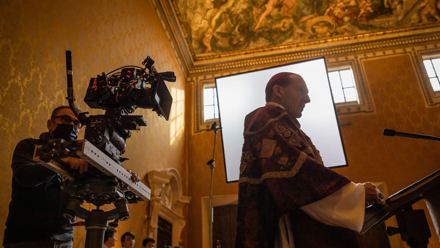 Behind the scenes: Silo